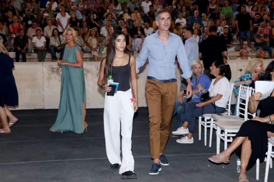 Κώστας Μπακογιάννης: Ποια είναι η 17χρονη κόρη του, Δανάη-Θεοδώρα ...